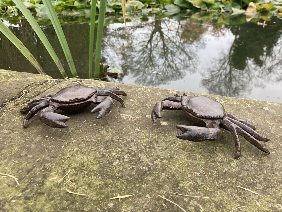 PAIR OF CAST IRON CRAB GARDEN ORNAMENTS – Ferney Heyes Garden Products