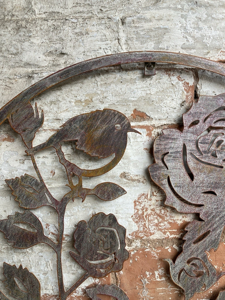 COLOURED METAL ROBIN / ROSES WALL PLAQUE GARDEN ORNAMENT – Ferney Heyes ...