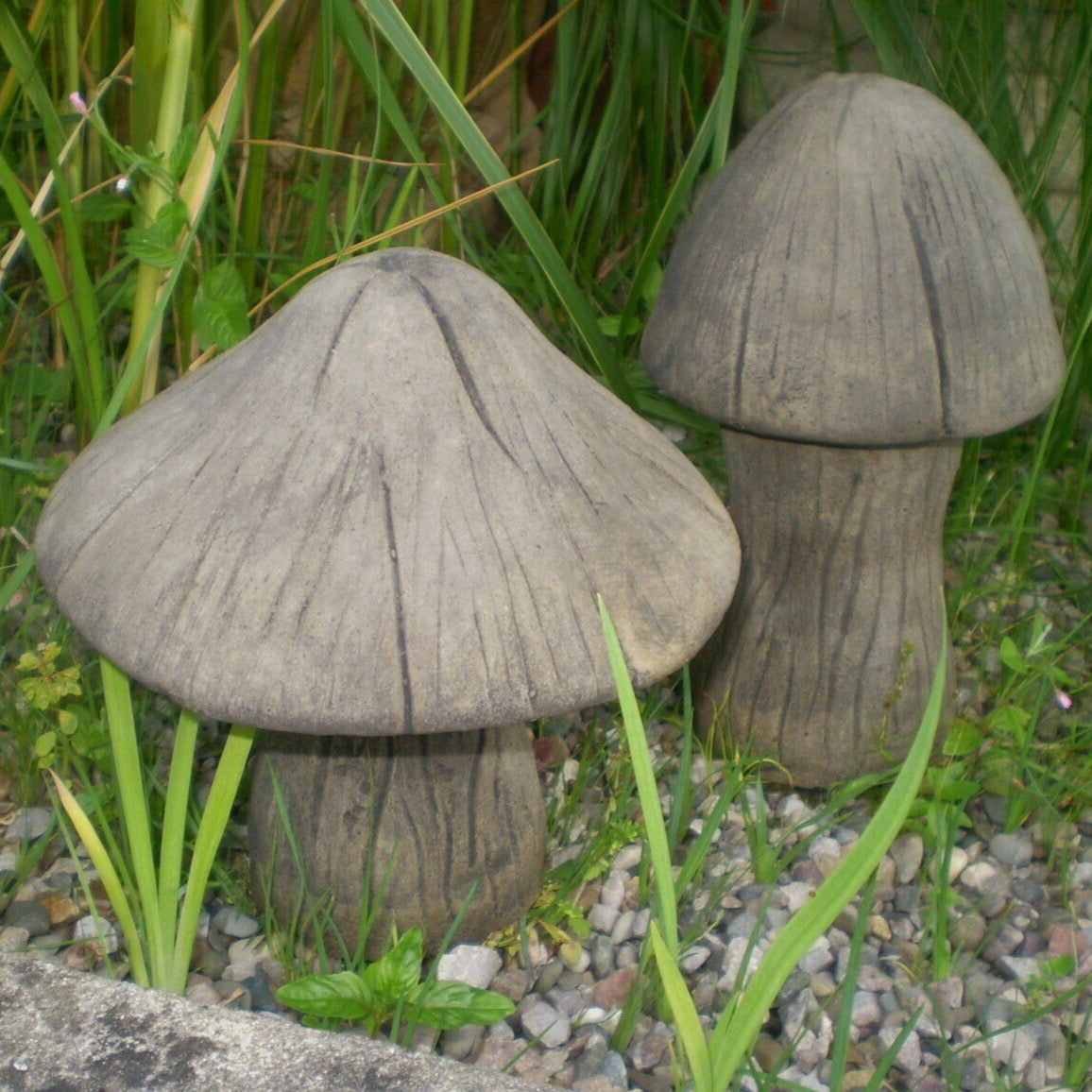 STONE GARDEN PAIR OF SMALL STRIPY TOADSTOOLS – Ferney Heyes Garden Products