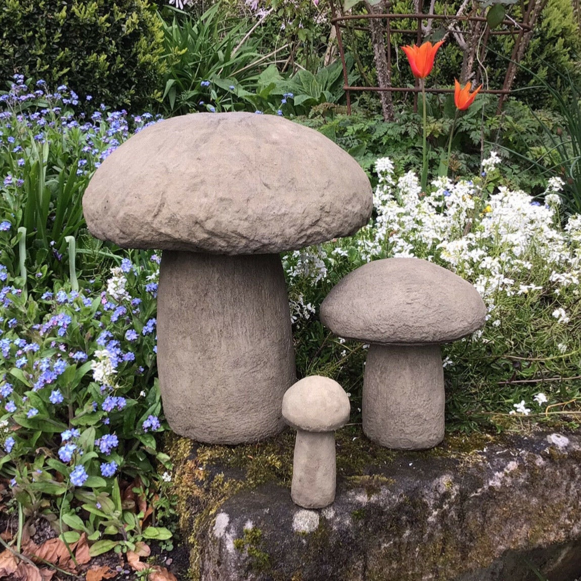 STONE GARDEN SET OF 3 RUSTIC OLD STYLE TOADSTOOLS MUSHROOM ORNAMENTS ...