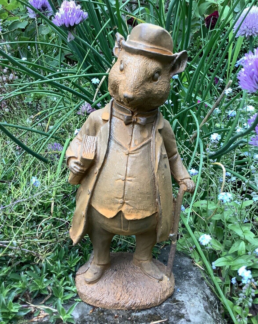METAL RUSTY CAST IRON MR RAT - RATTY WIND IN THE WILLOWS GARDEN ORNAME ...