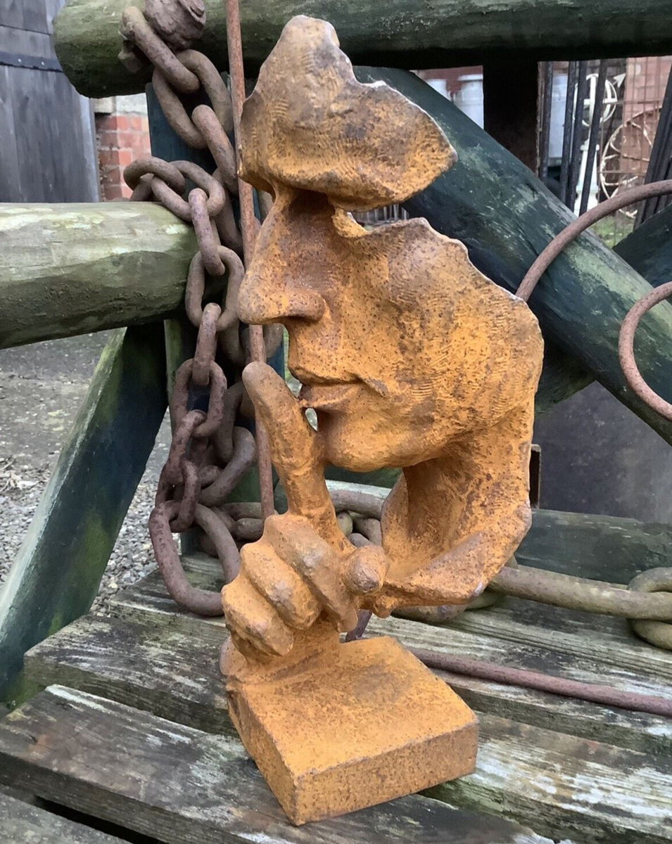 RUSTY METAL CAST IRON ABSTRACT FACE GARDEN ORNAMENT STATUE – Ferney ...