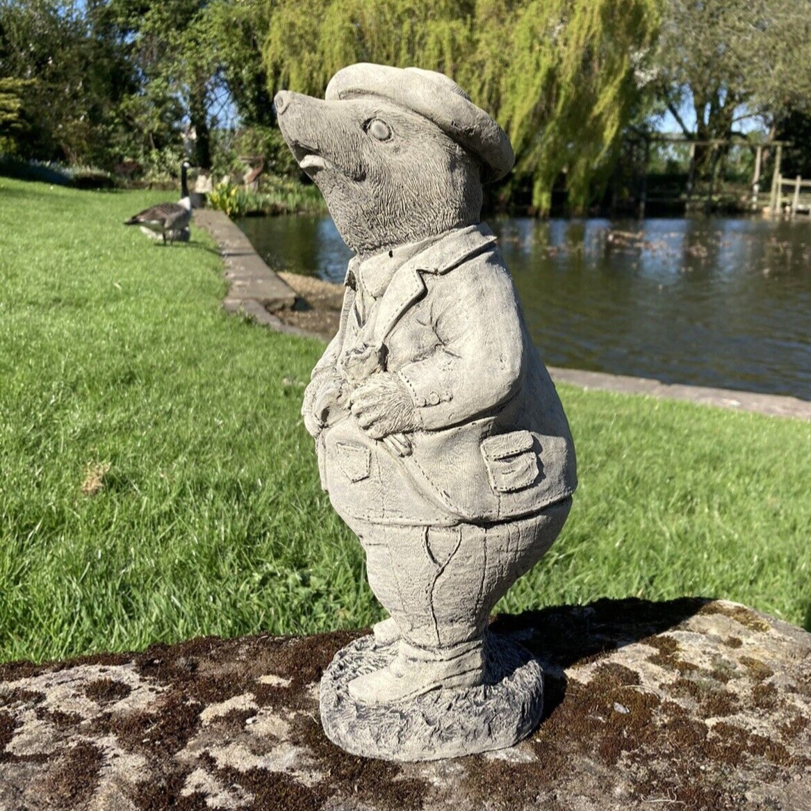 STONE GARDEN STANDING GARDENER MOLE ORNAMENT STATUE – Ferney Heyes ...