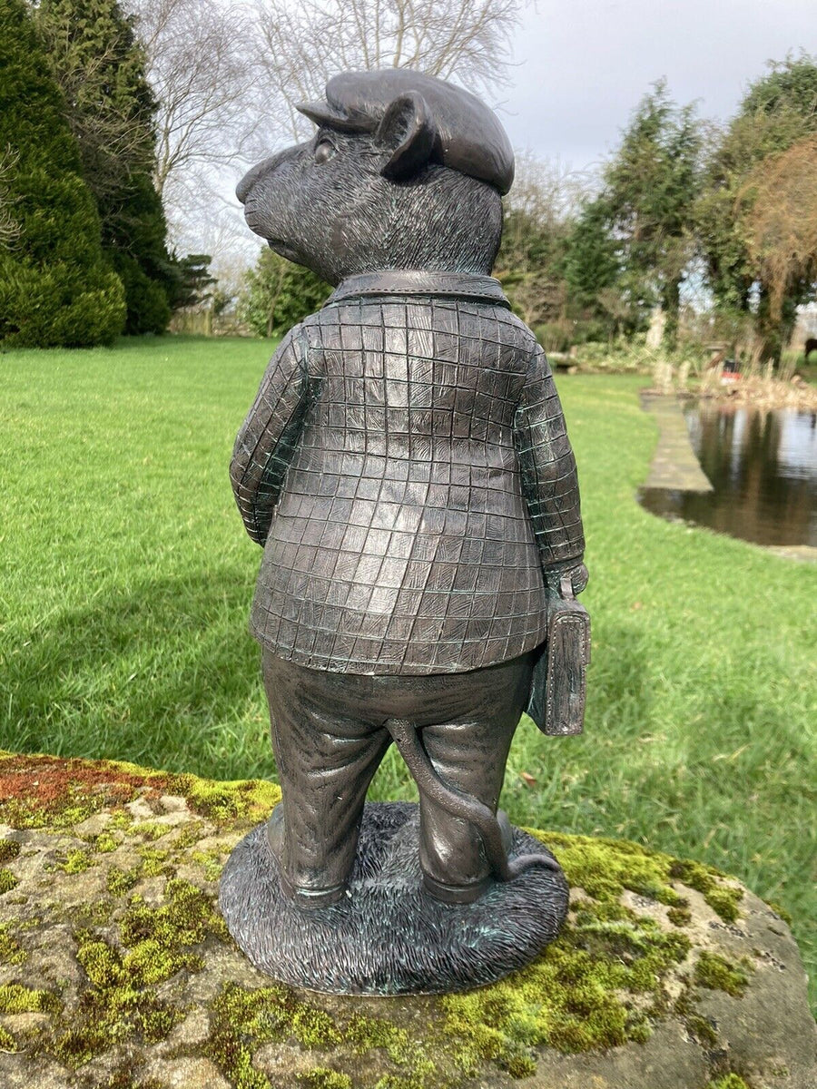 LARGE RESIN GARDEN MR RAT STATUE RATTY ORNAMENT WIND IN THE WILLOWS ...