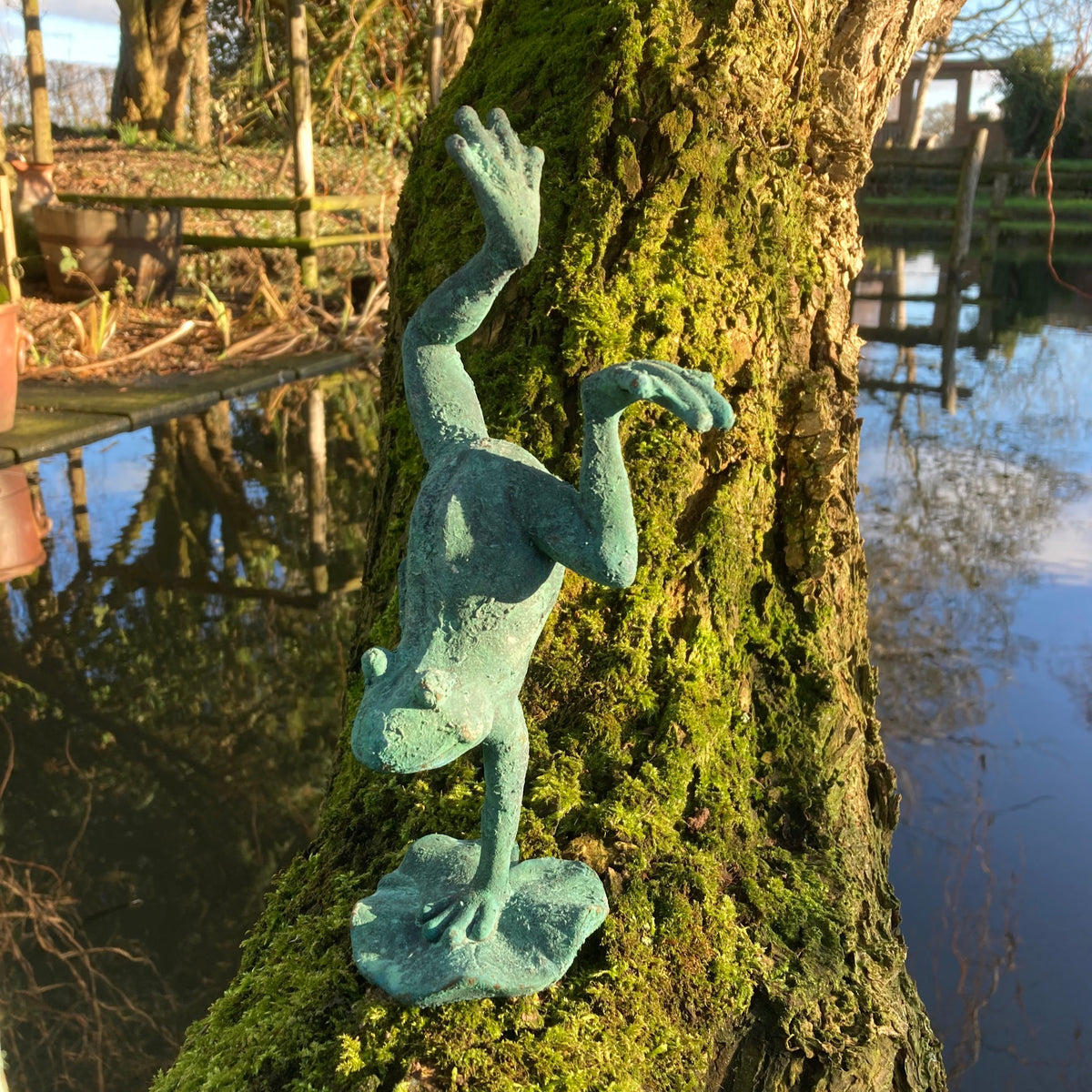 METAL CAST IRON VERDIGRIS FROG GARDEN ORNAMENT STATUE – Ferney Heyes ...